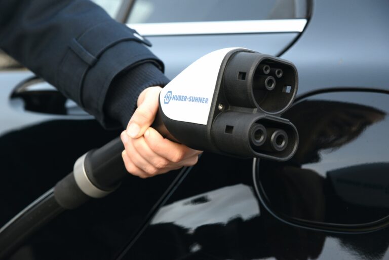 Fast Chargers - E-Mobility Engineering