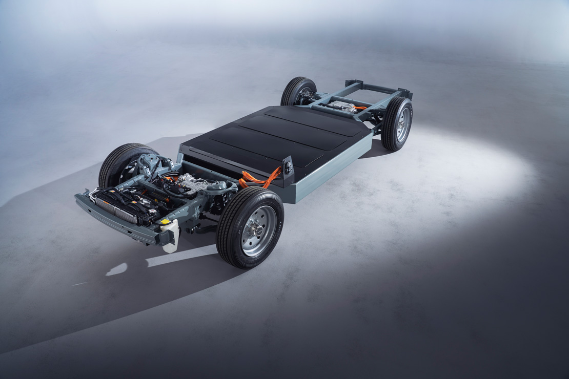 VIA Motors CHEMA skateboard - E-Mobility Engineering