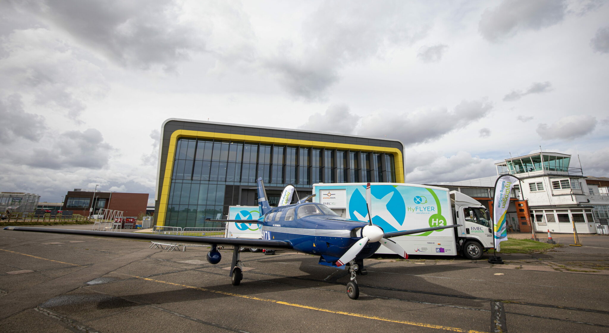 ZeroAvia hydrogen-electric aircraft - E-Mobility Engineering