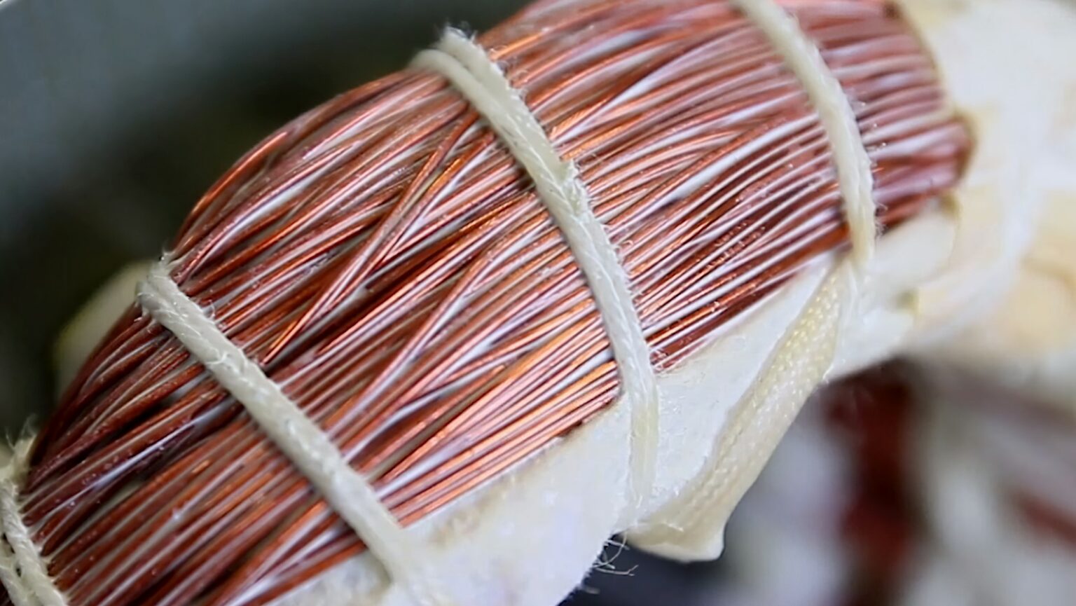 E-motor materials - E-Mobility Engineering