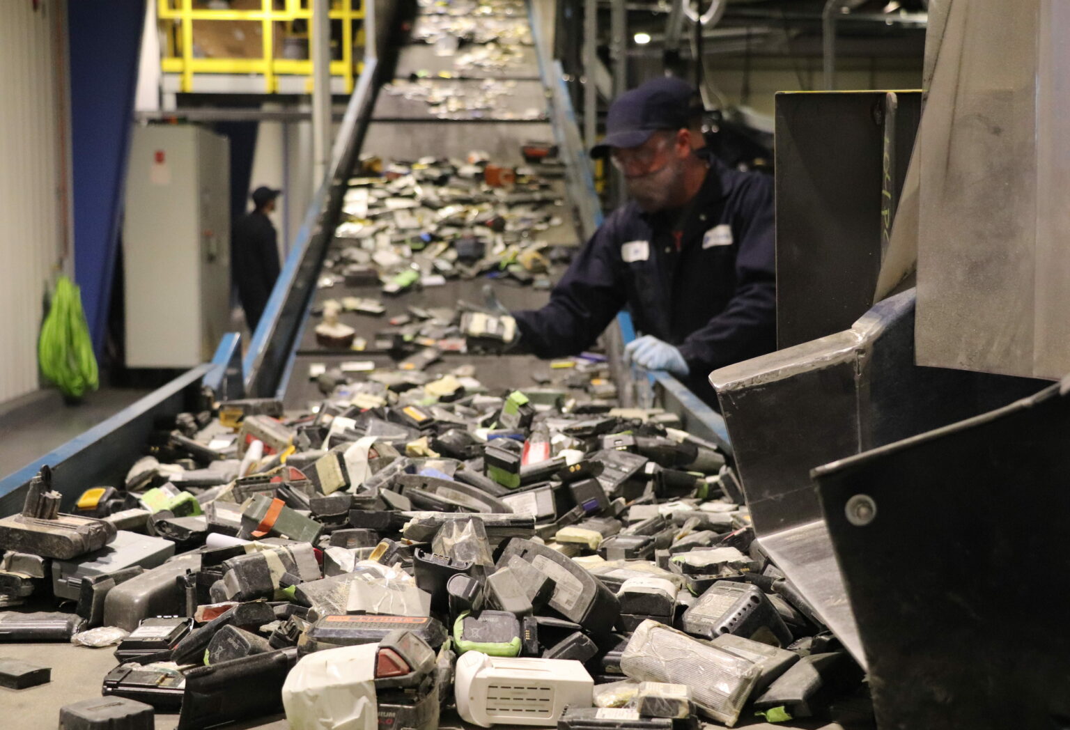 Battery recycling - E-Mobility Engineering