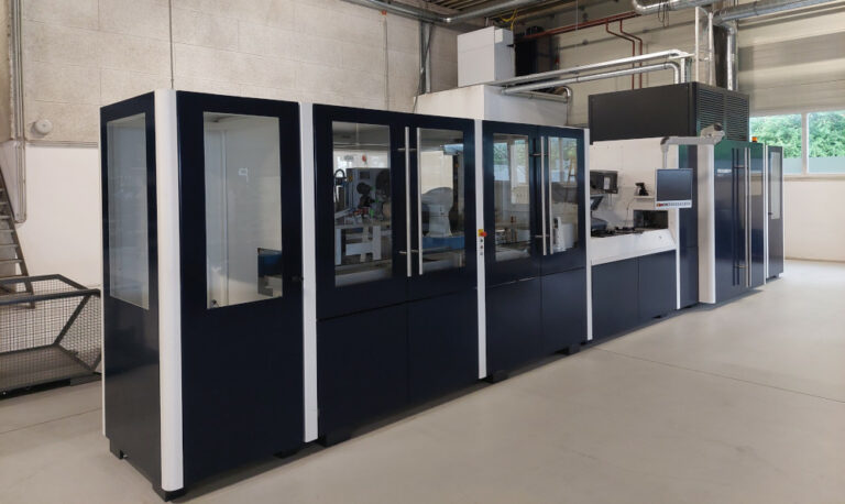 Automated battery manufacturing - E-Mobility Engineering