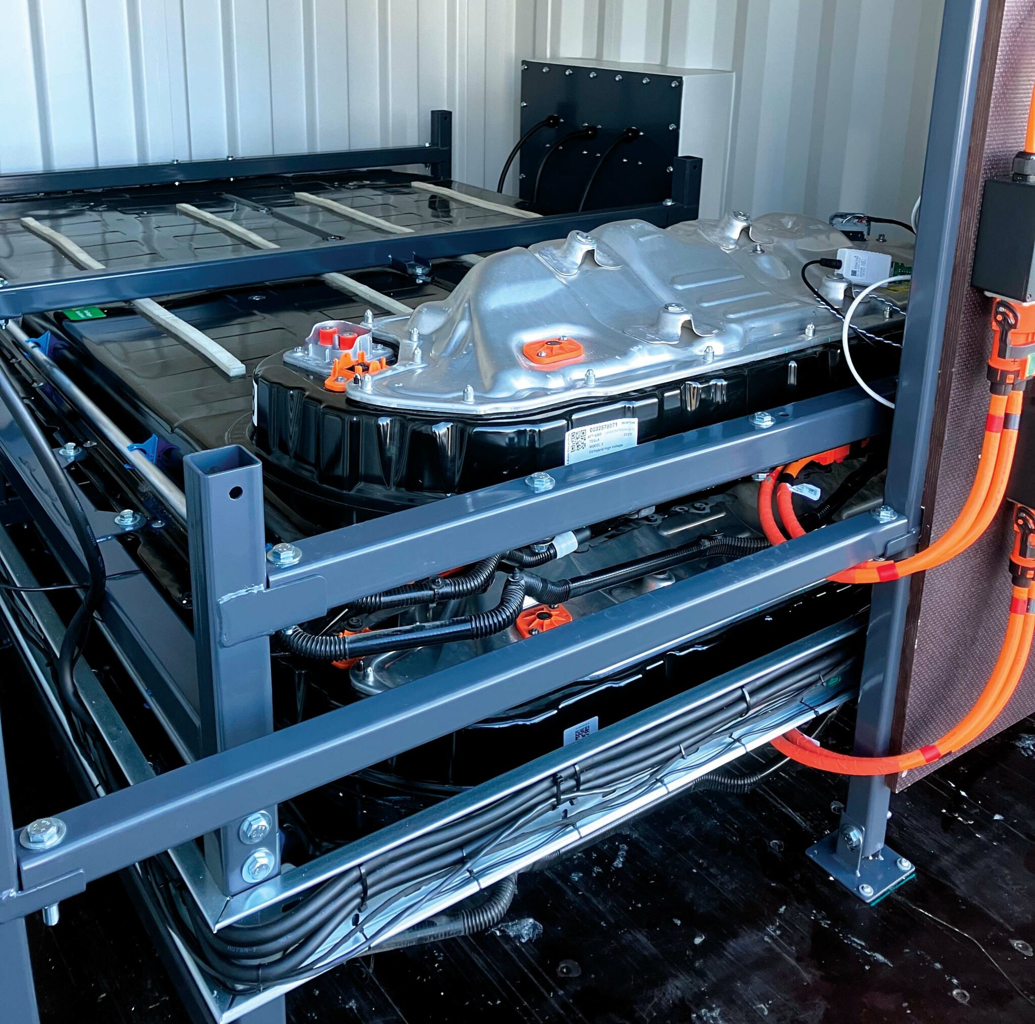 Fellten Charge Qube - E-Mobility Engineering