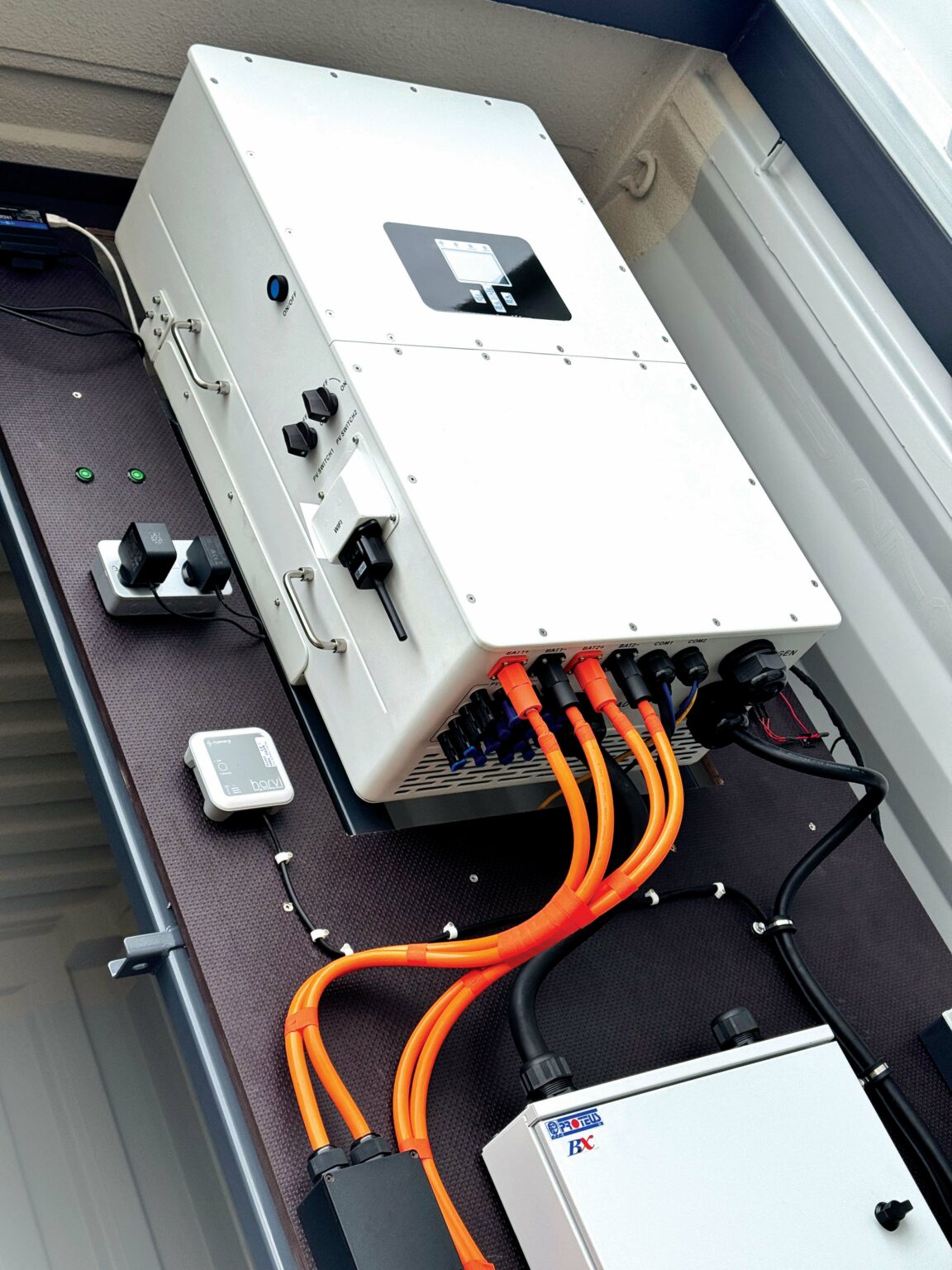 Fellten Charge Qube - E-Mobility Engineering