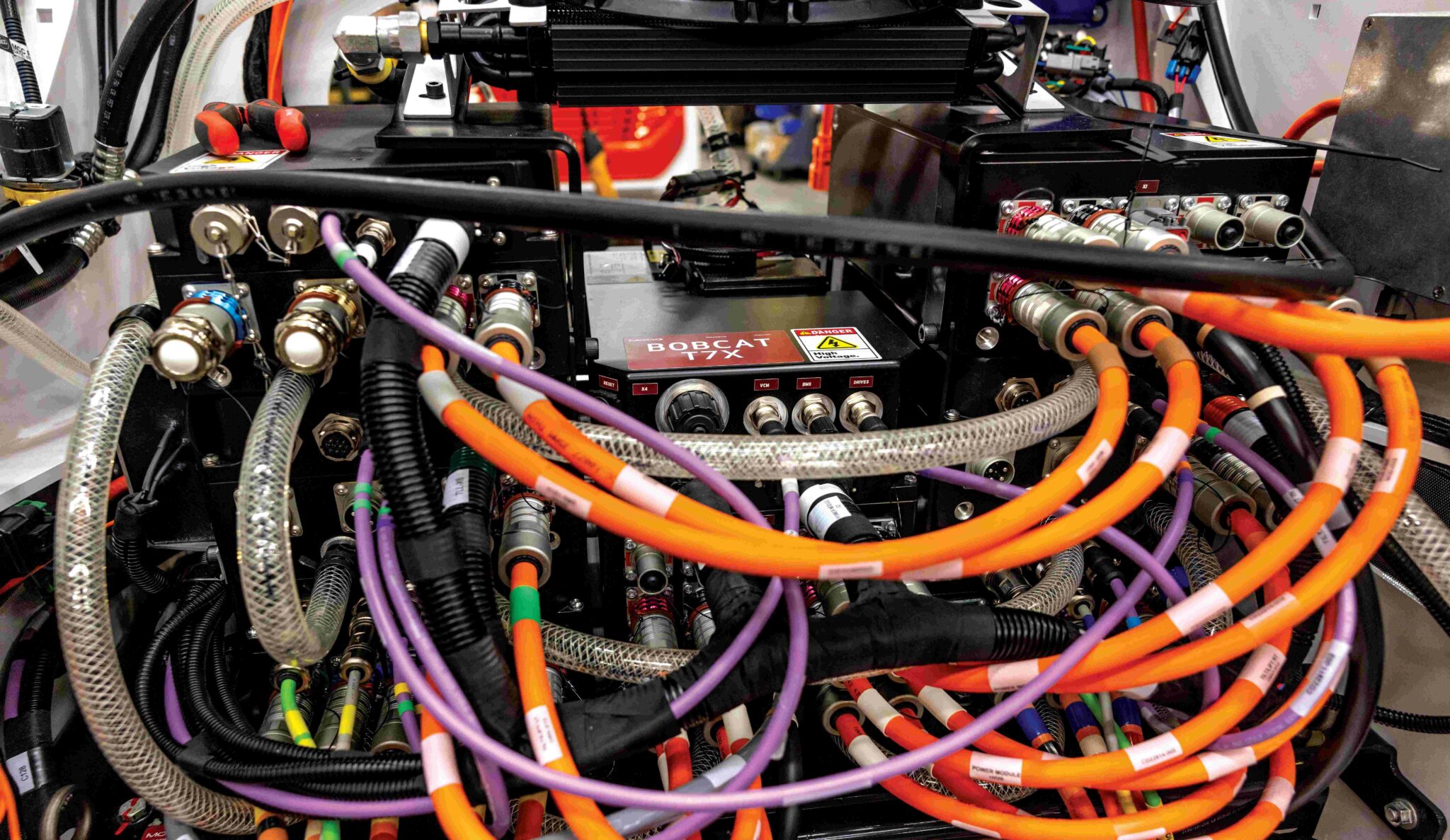 Doosan Bobcat T7X - All-Electric Compact Loader | Bobcat