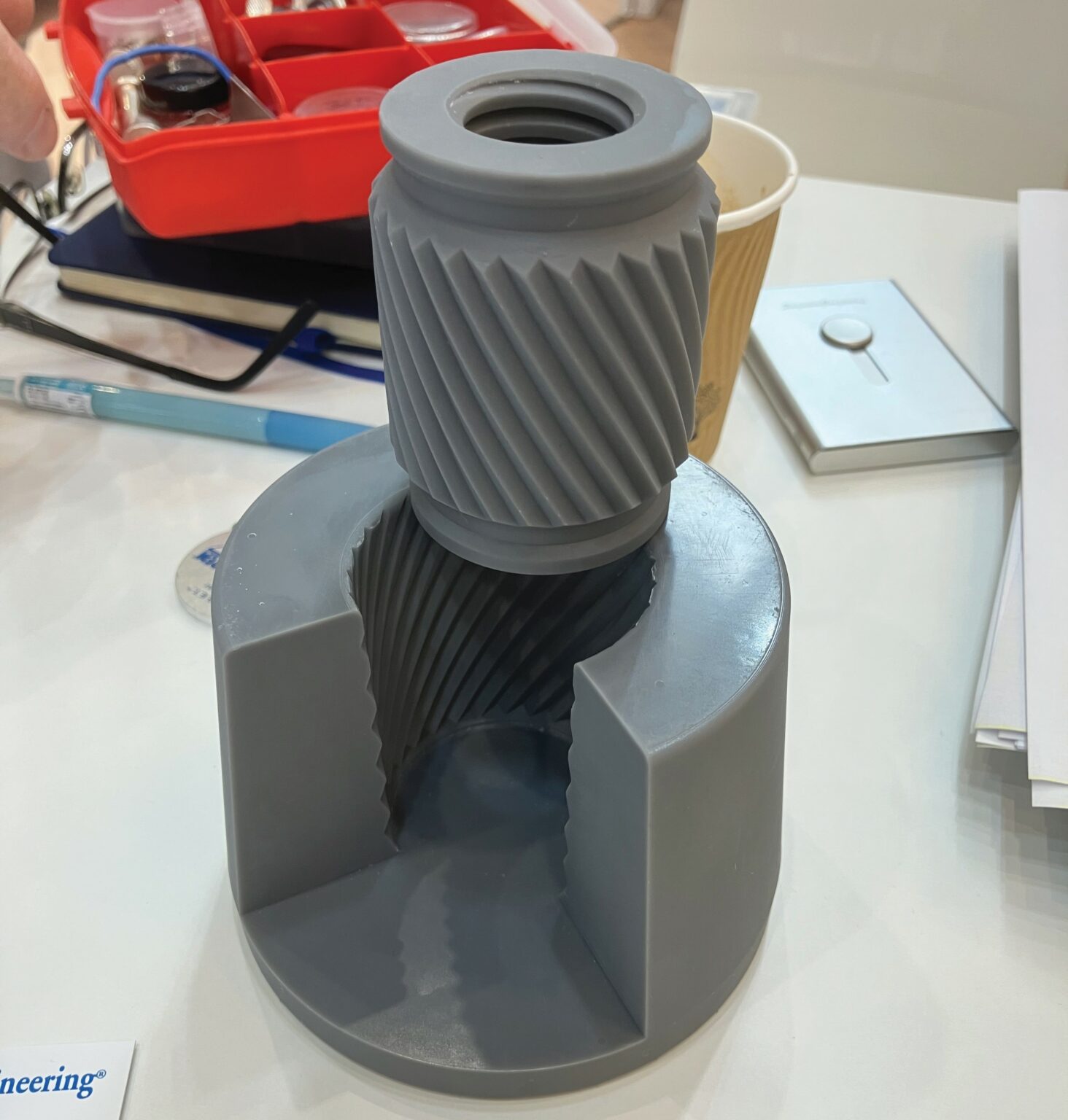 Fastening Methods in EV Manufacturing – Strengths & Trends